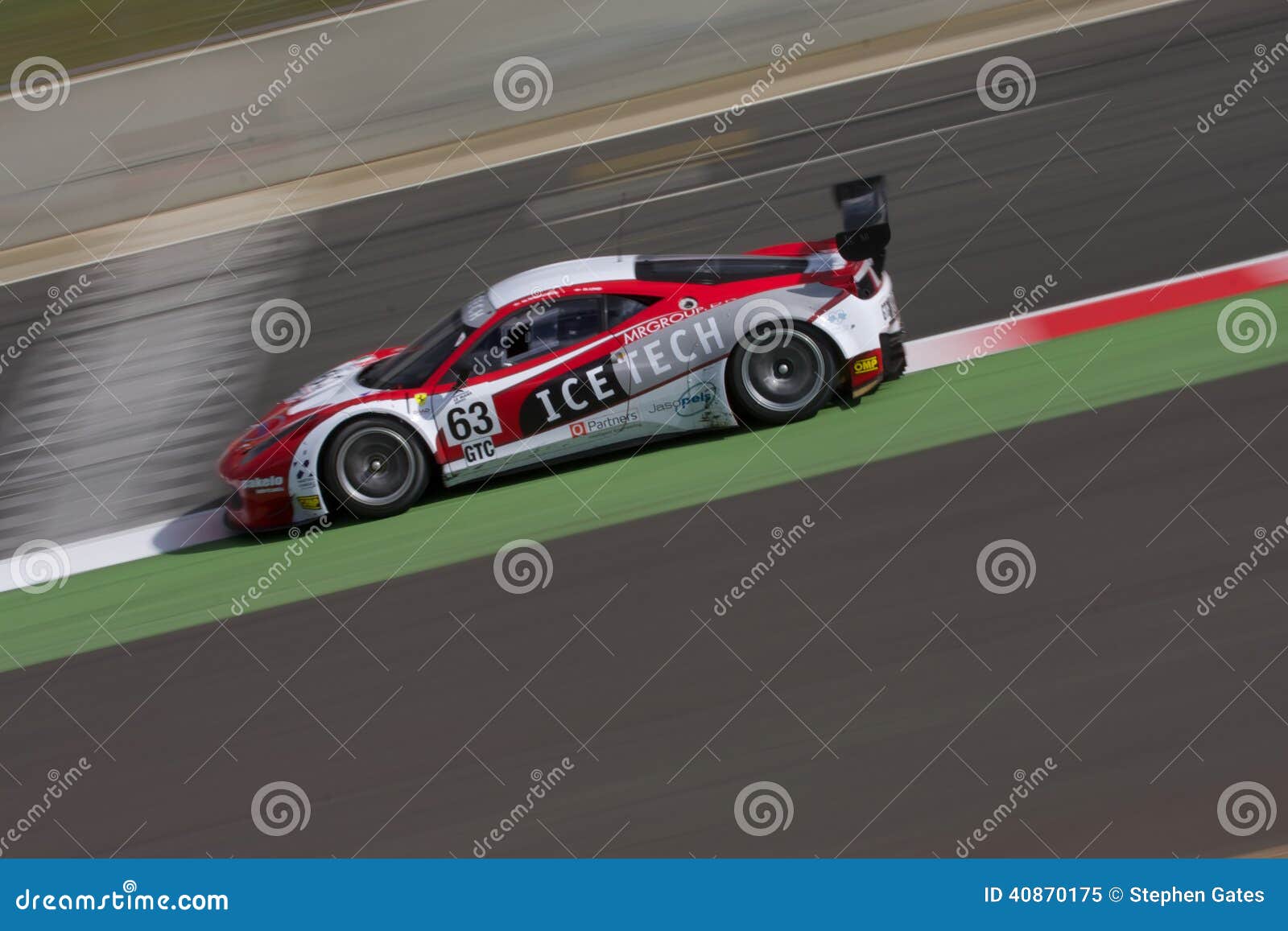 Ferrari 458 at Silverstone editorial image. Image of racetrack - 40870175