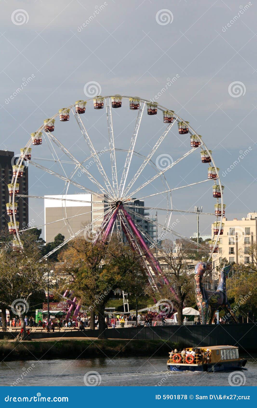 Ferris Wheel in Melbourne, Australia Editorial Stock Photo - Image of ...