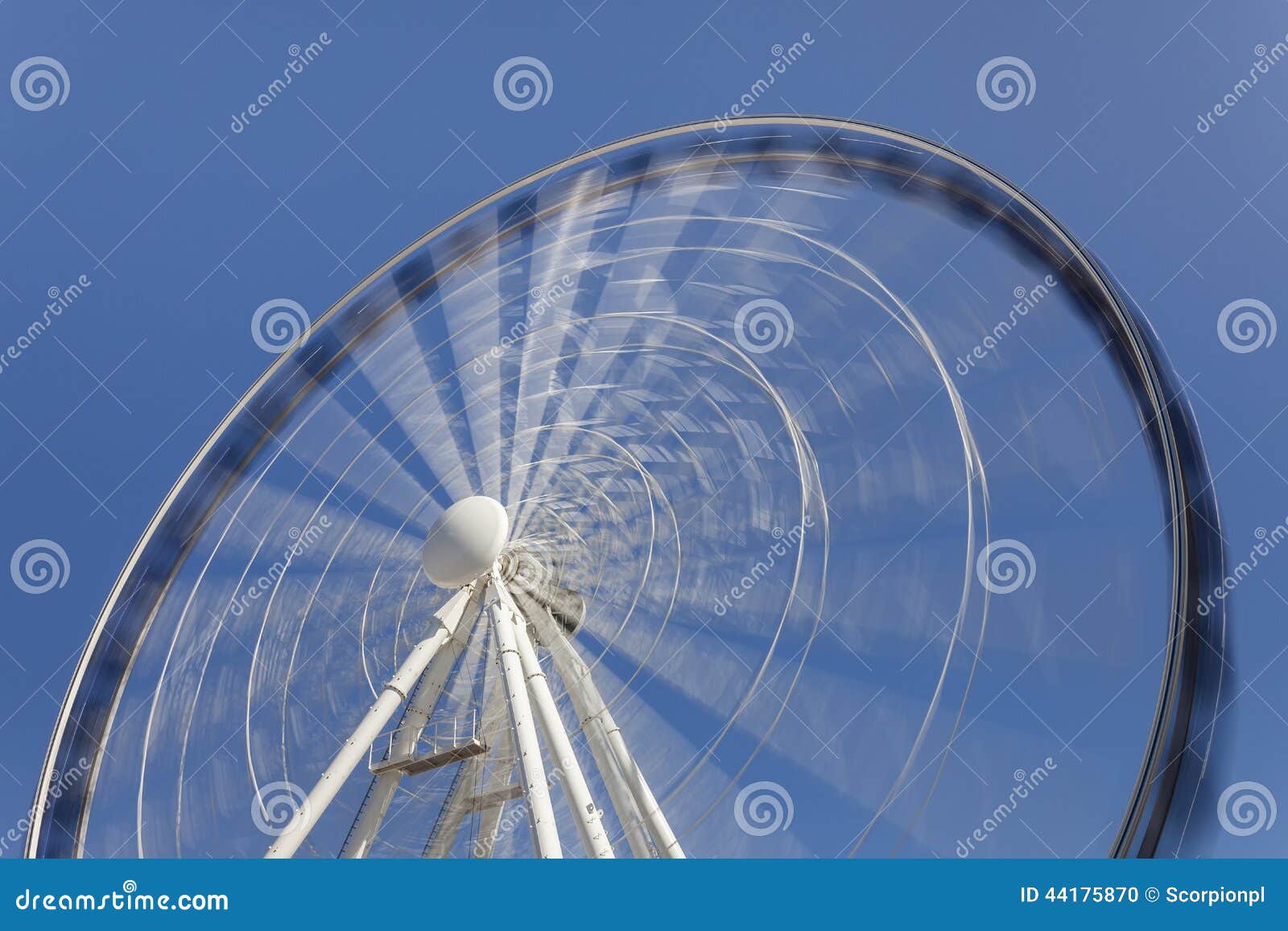 Ferris wheel in motion stock photo. Image of outdoor - 44175870