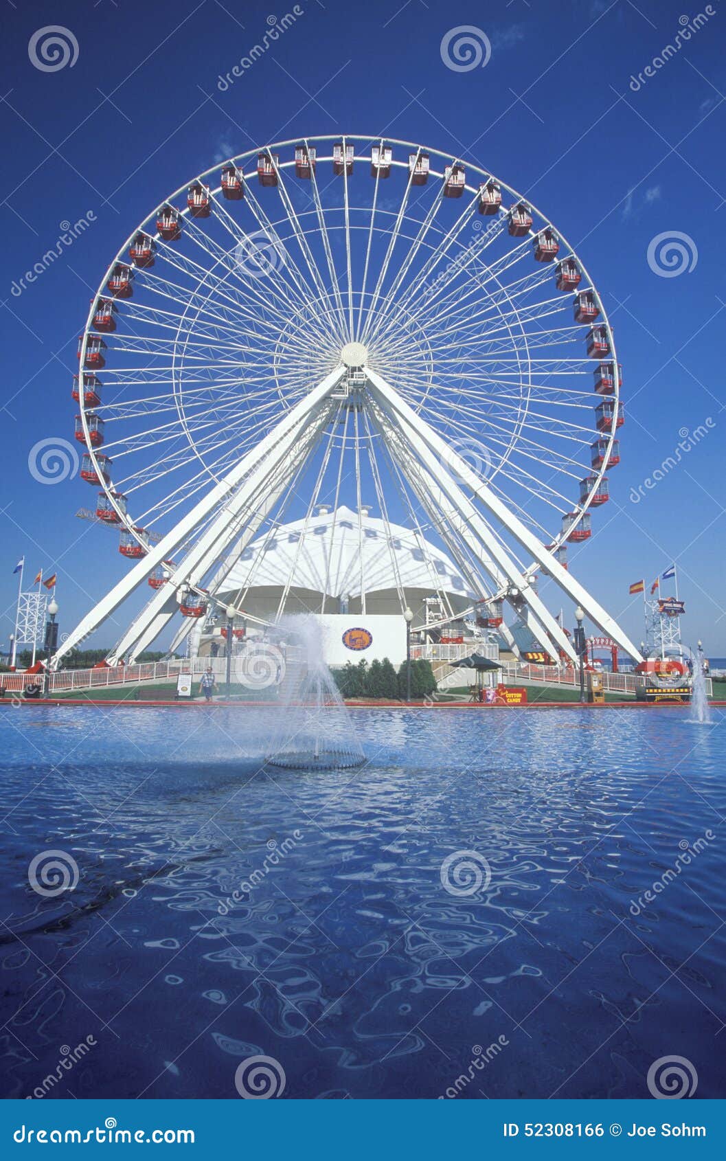 Ferris Wheel, Navy Pier, Chicago, Illinois Editorial Photo - Image of ...