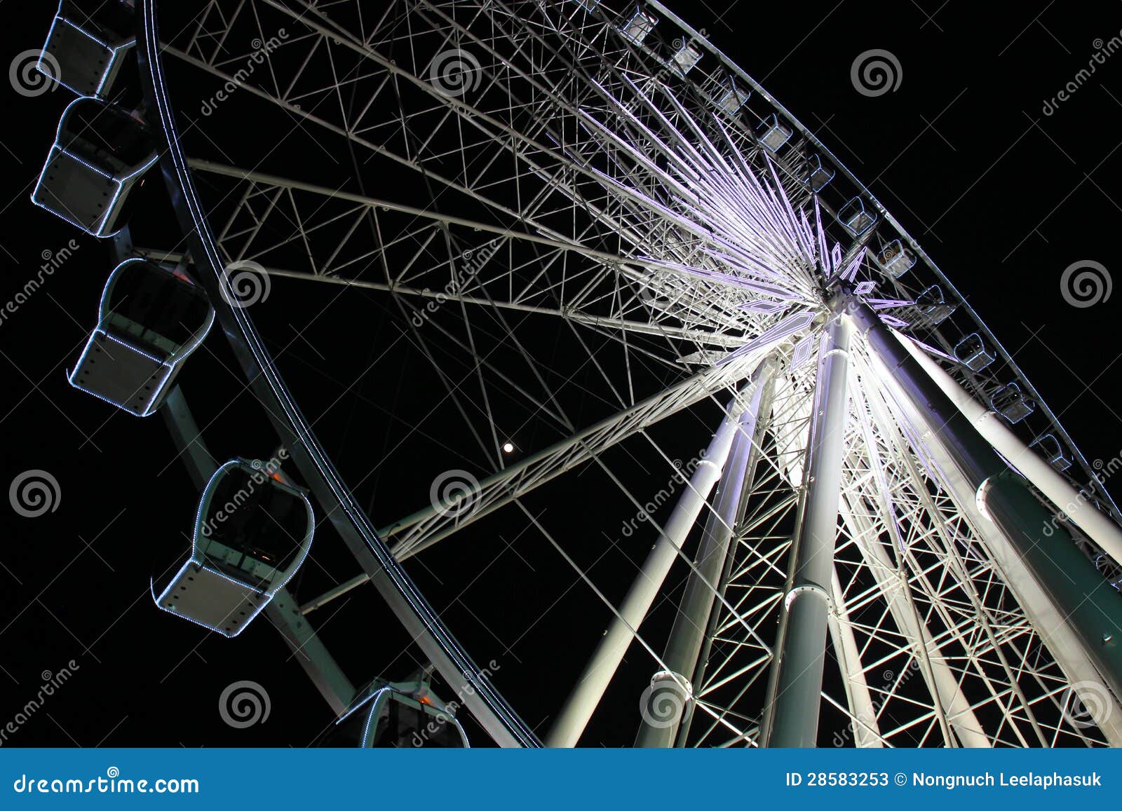 Ferris wheel by night stock image. Image of recreational - 28583253