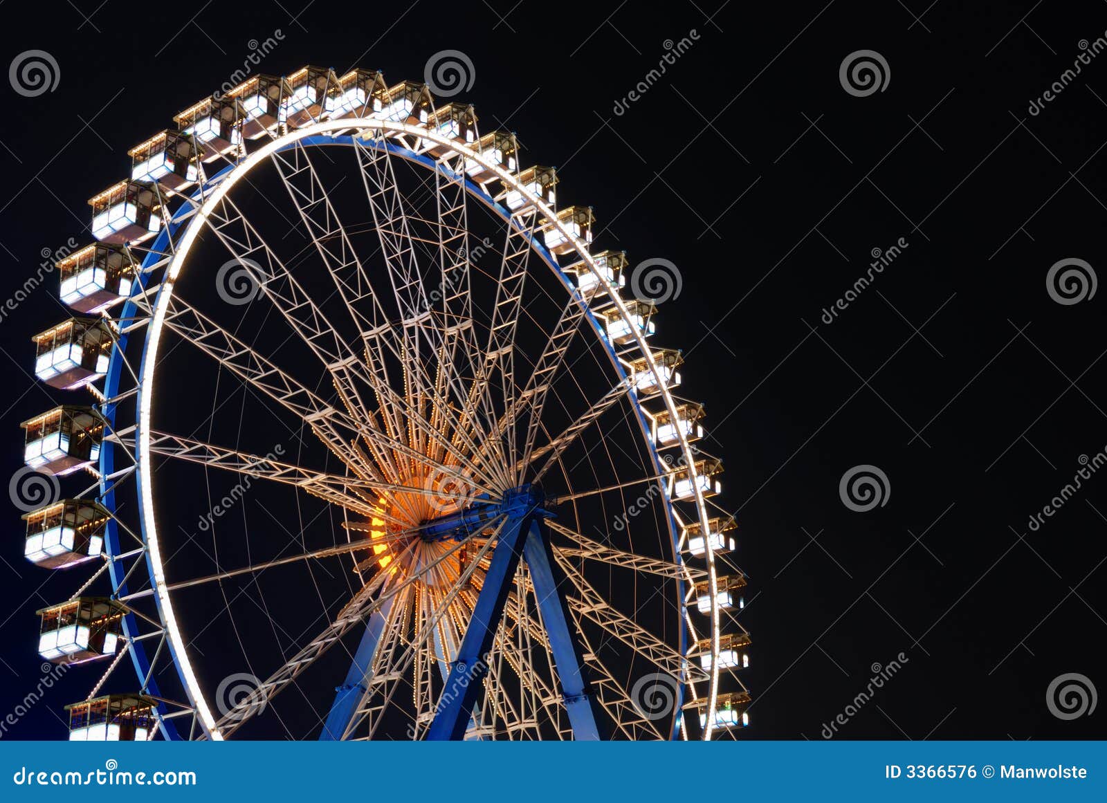 Ferris wheel at night editorial photo. Image of shape - 3366576