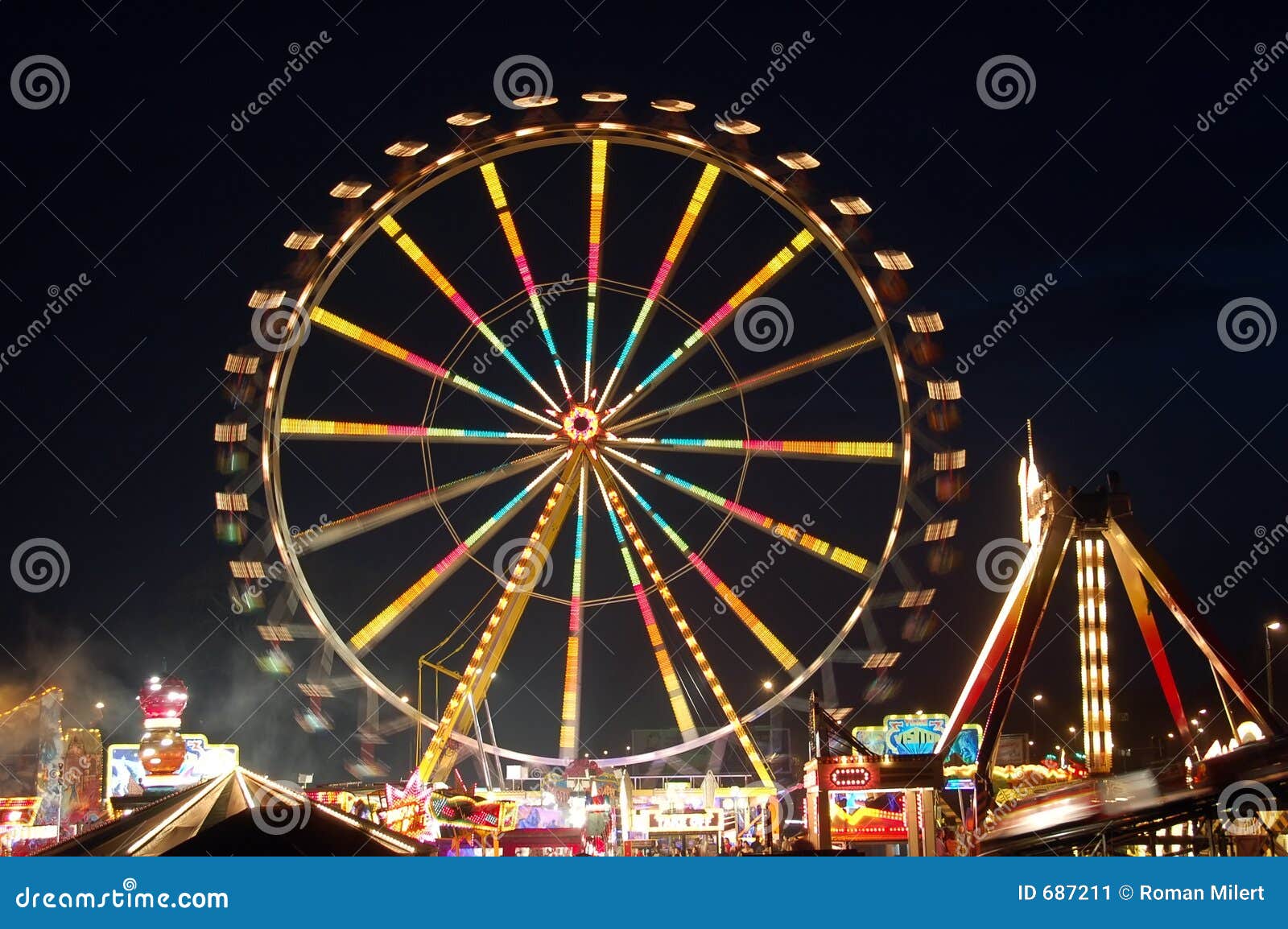 Ferris wheel at night stock image. Image of ferris, fast - 687211