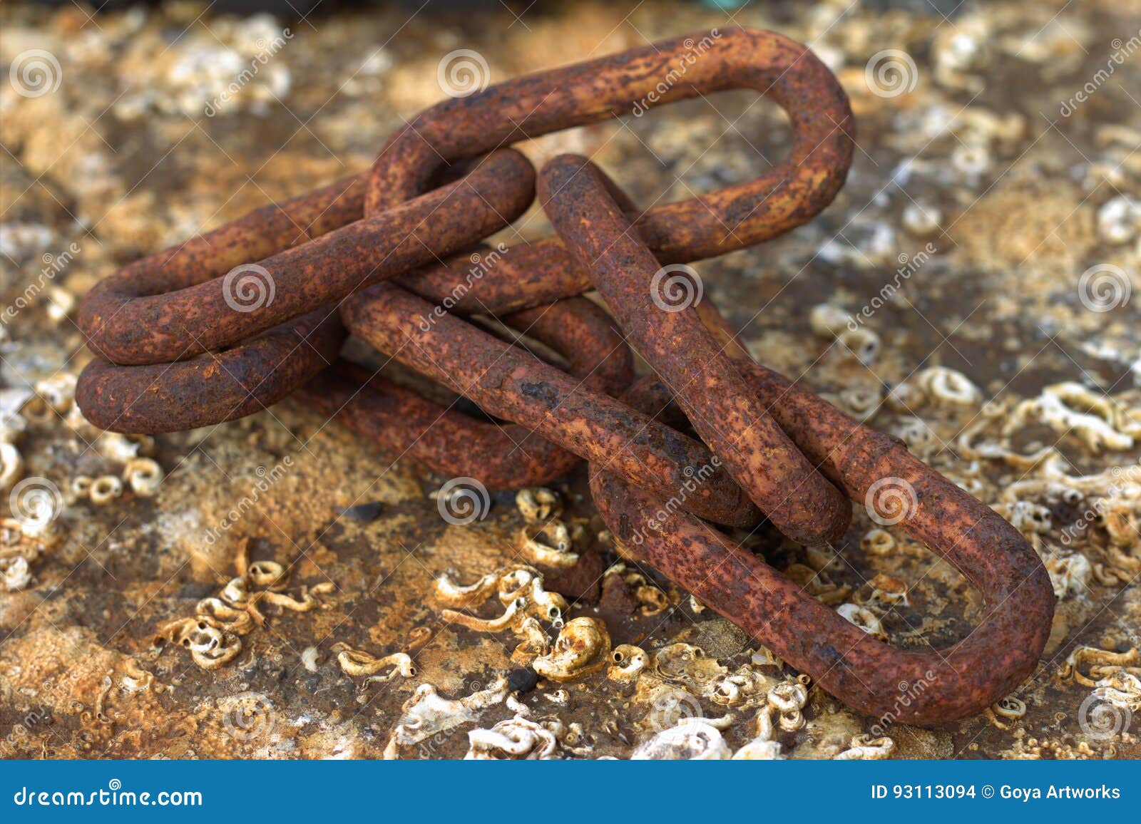 Ferro arrugginito fotografia stock. Immagine di sfondo - 93113094