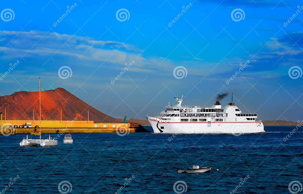 Ferry Boat Approaching Pier Stock Image - Image of blue, boat: 22832365
