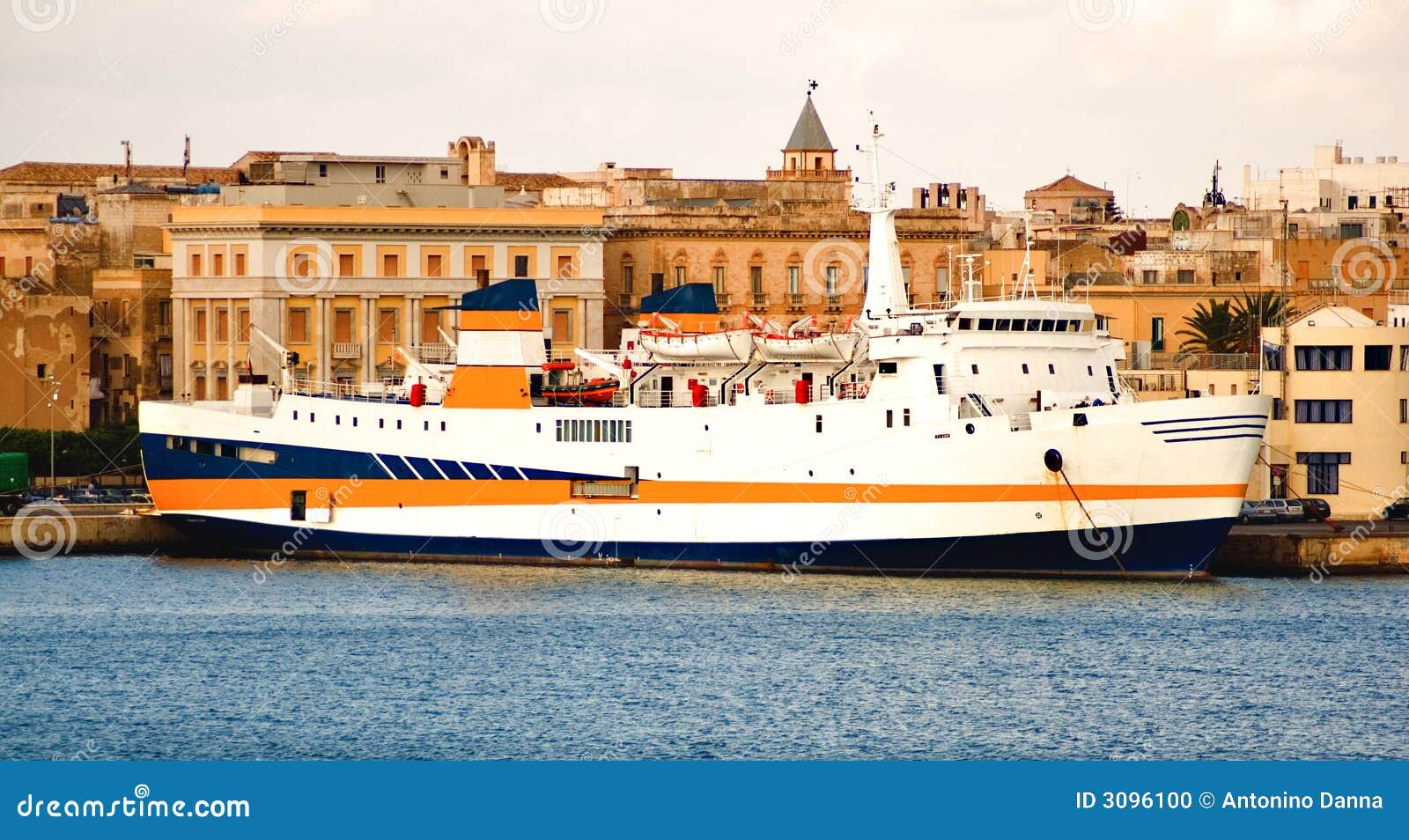 Ferry boat in port stock photo. Image of leisure, ocean - 3096100