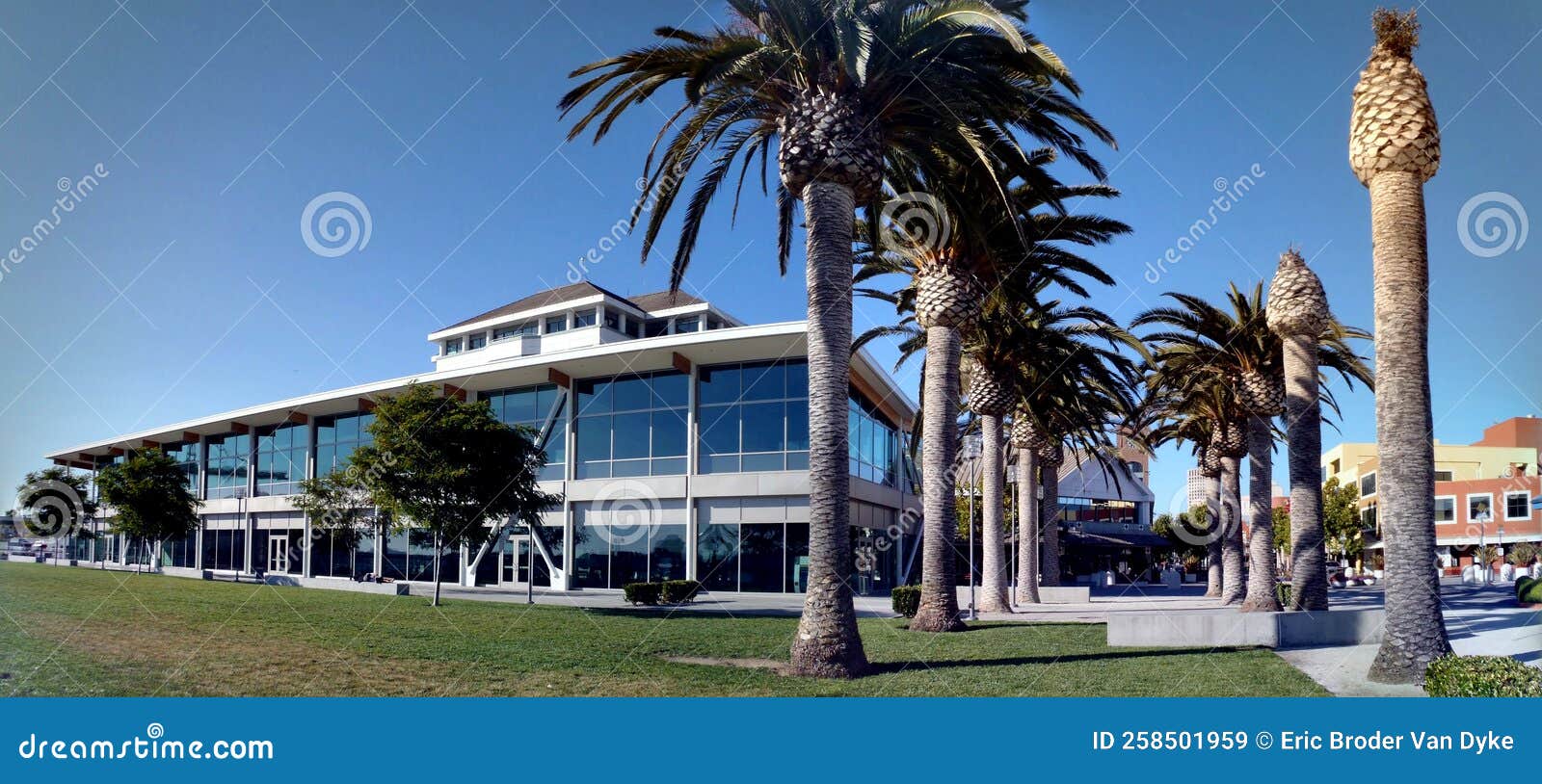 Ferry Lawn and Jack London Square Panoramic Editorial Stock Image ...