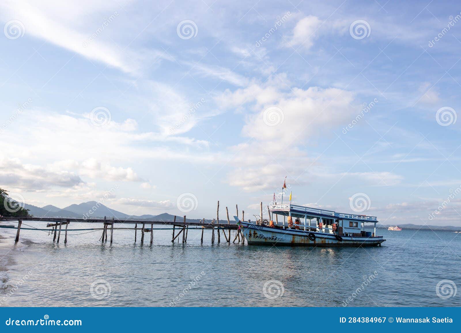 Ferry in the Sea at Koh Samet, Rayong, Thailand, 30 May 2015 Editorial ...