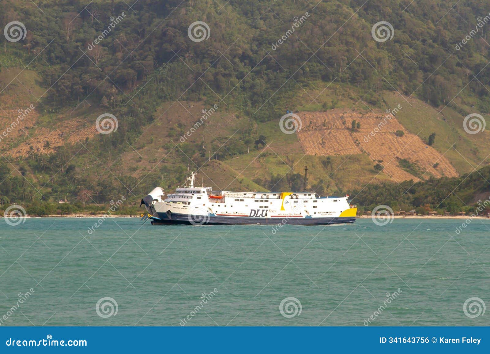 Ferry in Sunda Strait editorial photo. Image of sudda - 341643756