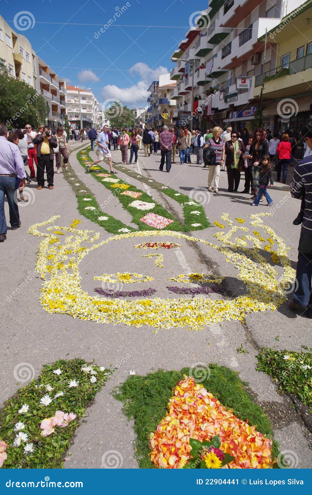 Festival da tocha da flor foto editorial. Imagem de povos - 22904441