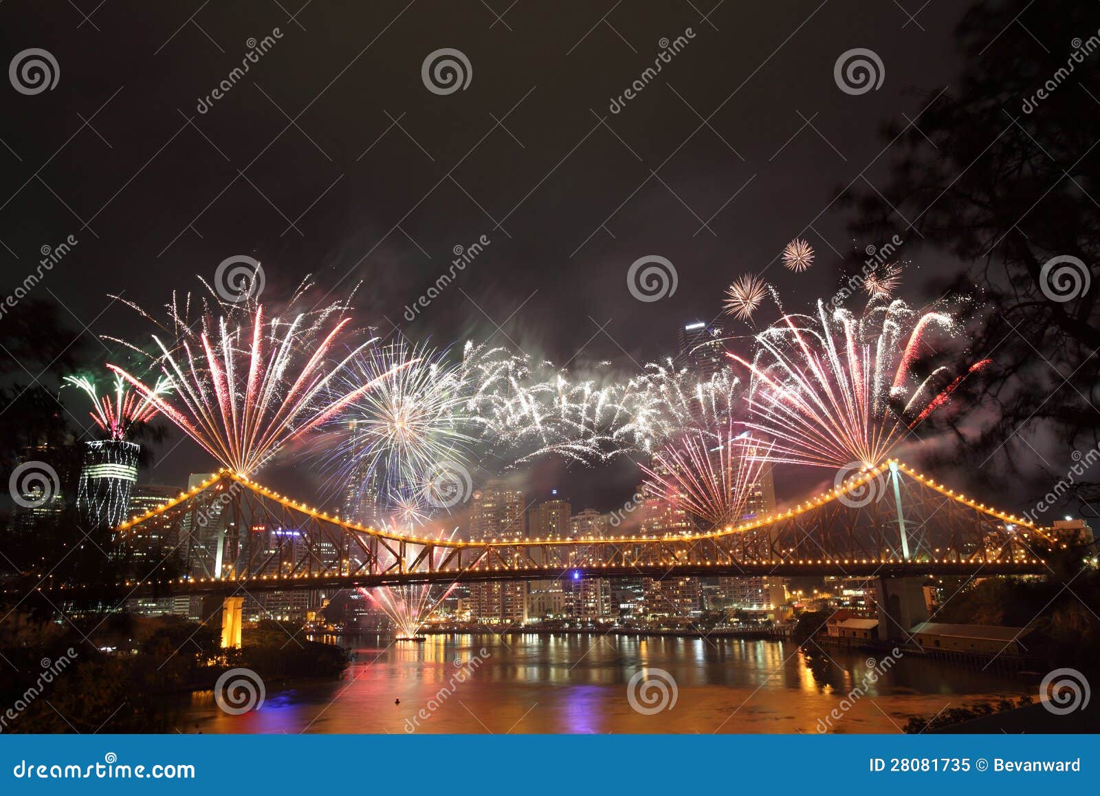 Festival De Riverfire à Brisbane Image éditorial - Image du nuit ...