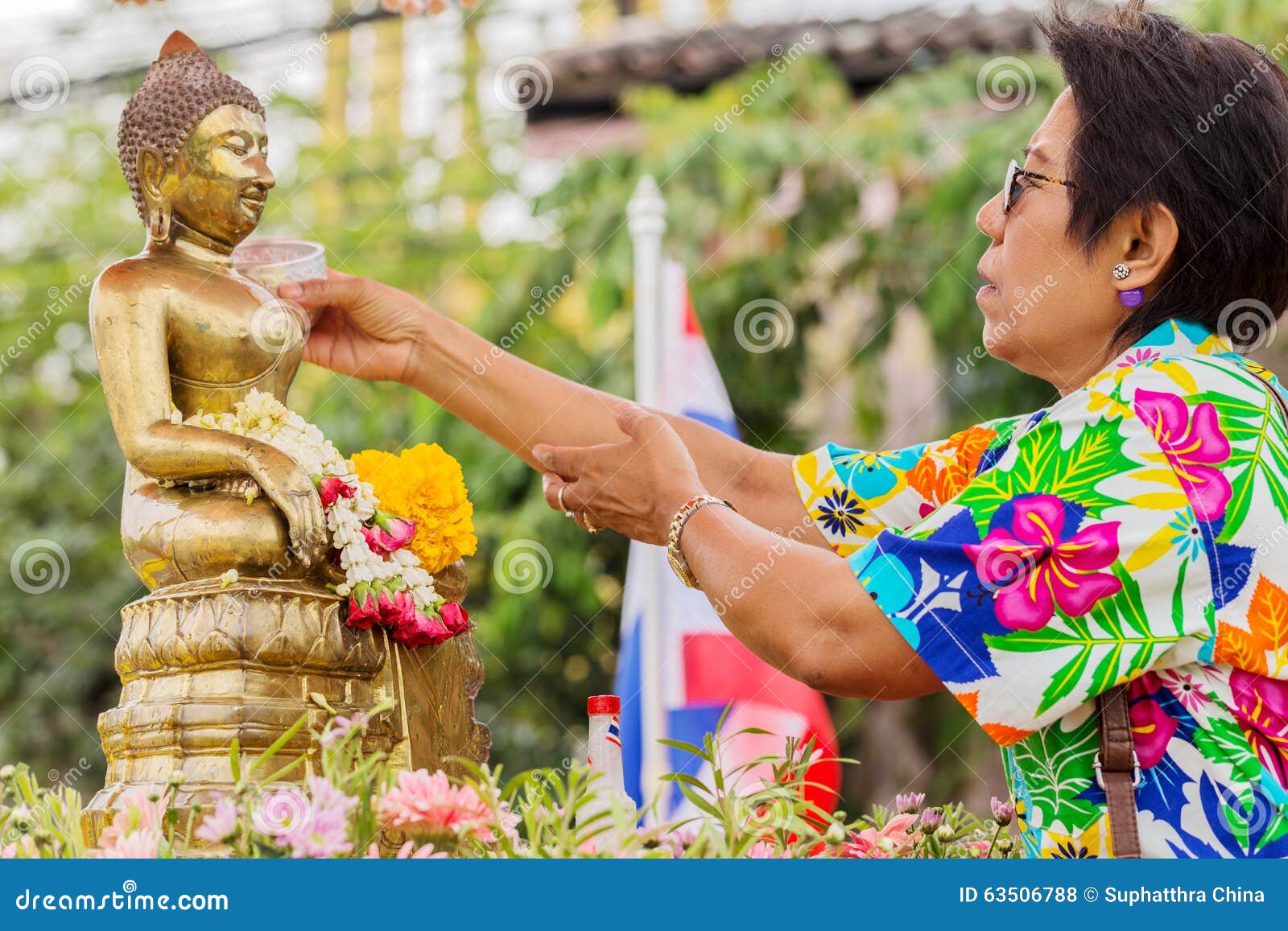 Festival de Songkran foto de stock editorial. Imagem de comemore - 63506788