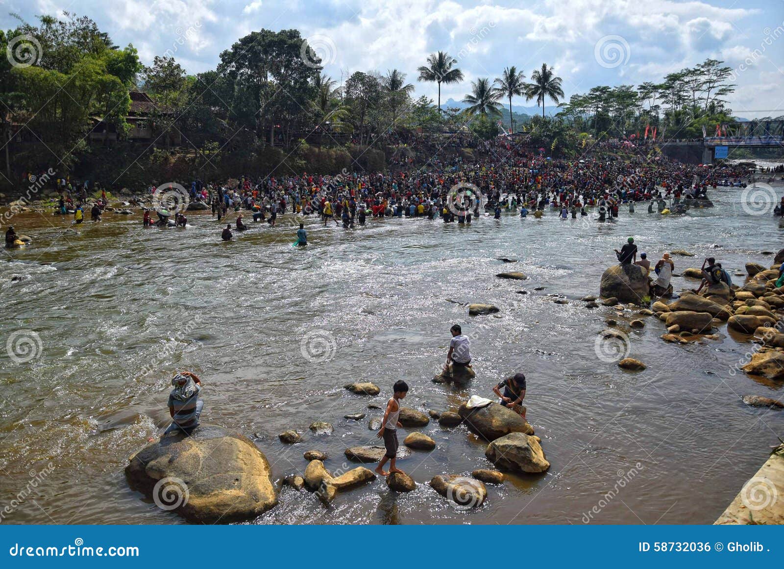 Festival Serayu Di Interstizio Di Iwak Fotografia Editoriale - Immagine ...