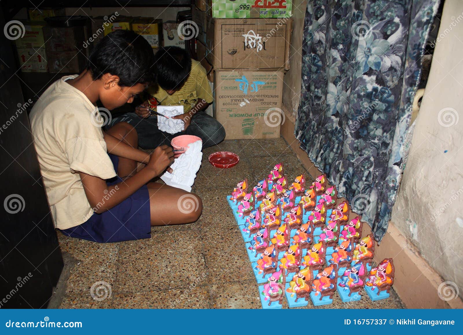 Festival Work editorial photography. Image of busy, festival - 16757337