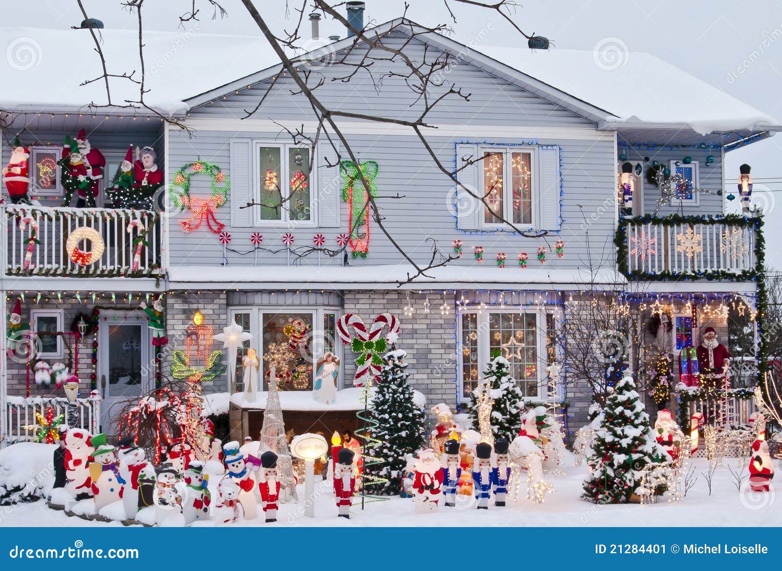 Festive Home stock image. Image of garland, illumination - 21284401