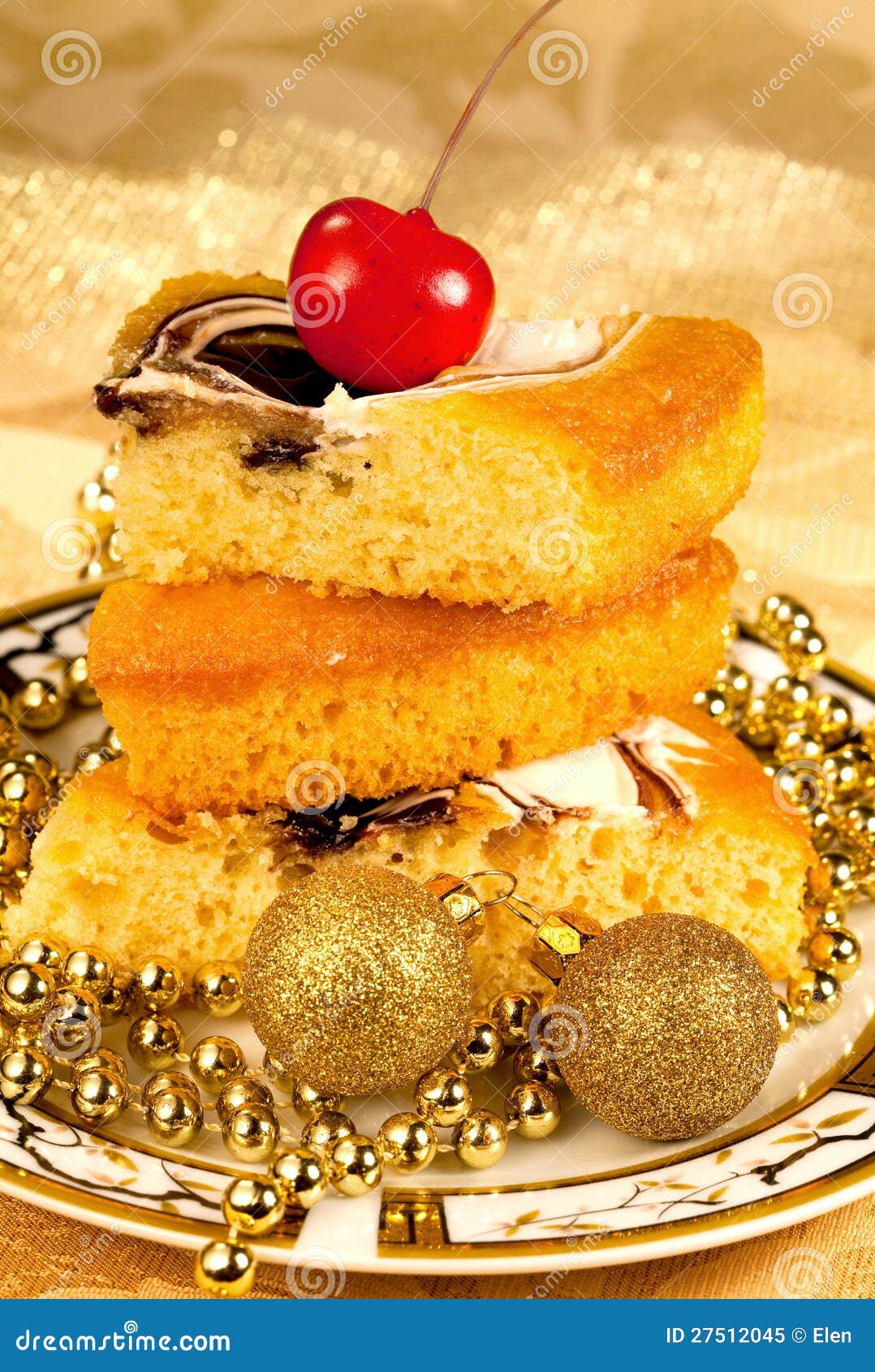 Festive Pie and Christmas Decor Stock Image - Image of cookies ...