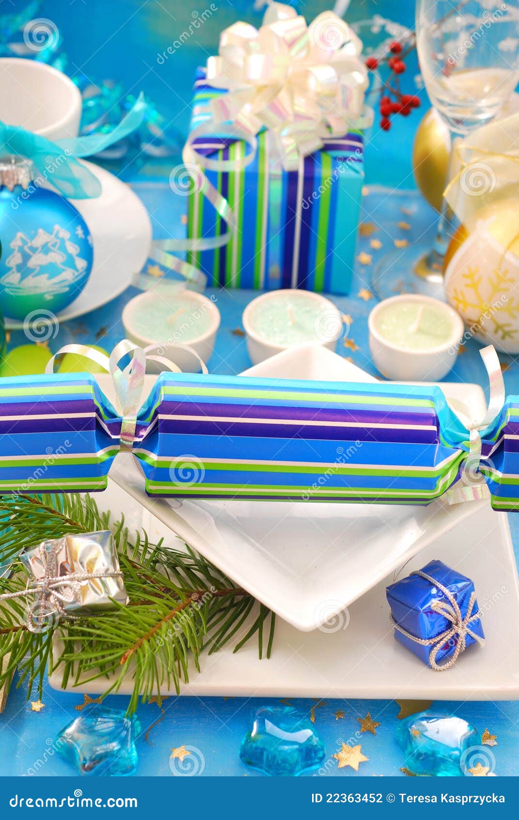Festive Table with Christmas Cracker Decoration Stock Photo - Image of ...