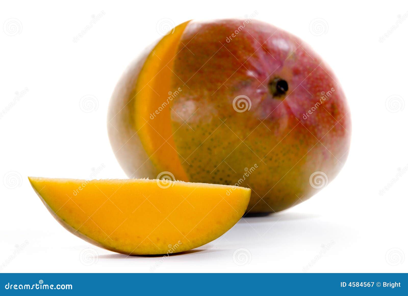 Fetta del mango immagine stock. Immagine di frutta, sugoso - 4584567