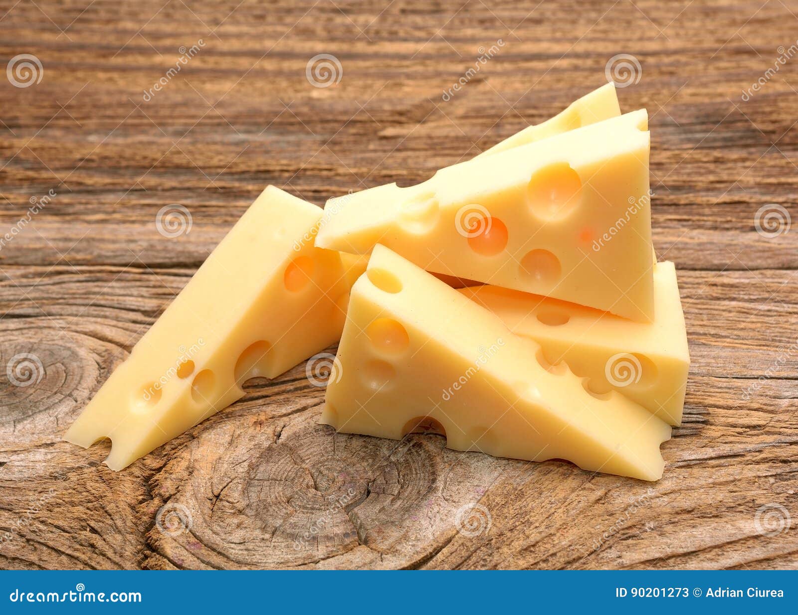 Fetta di formaggio immagine stock. Immagine di ingrediente - 90201273