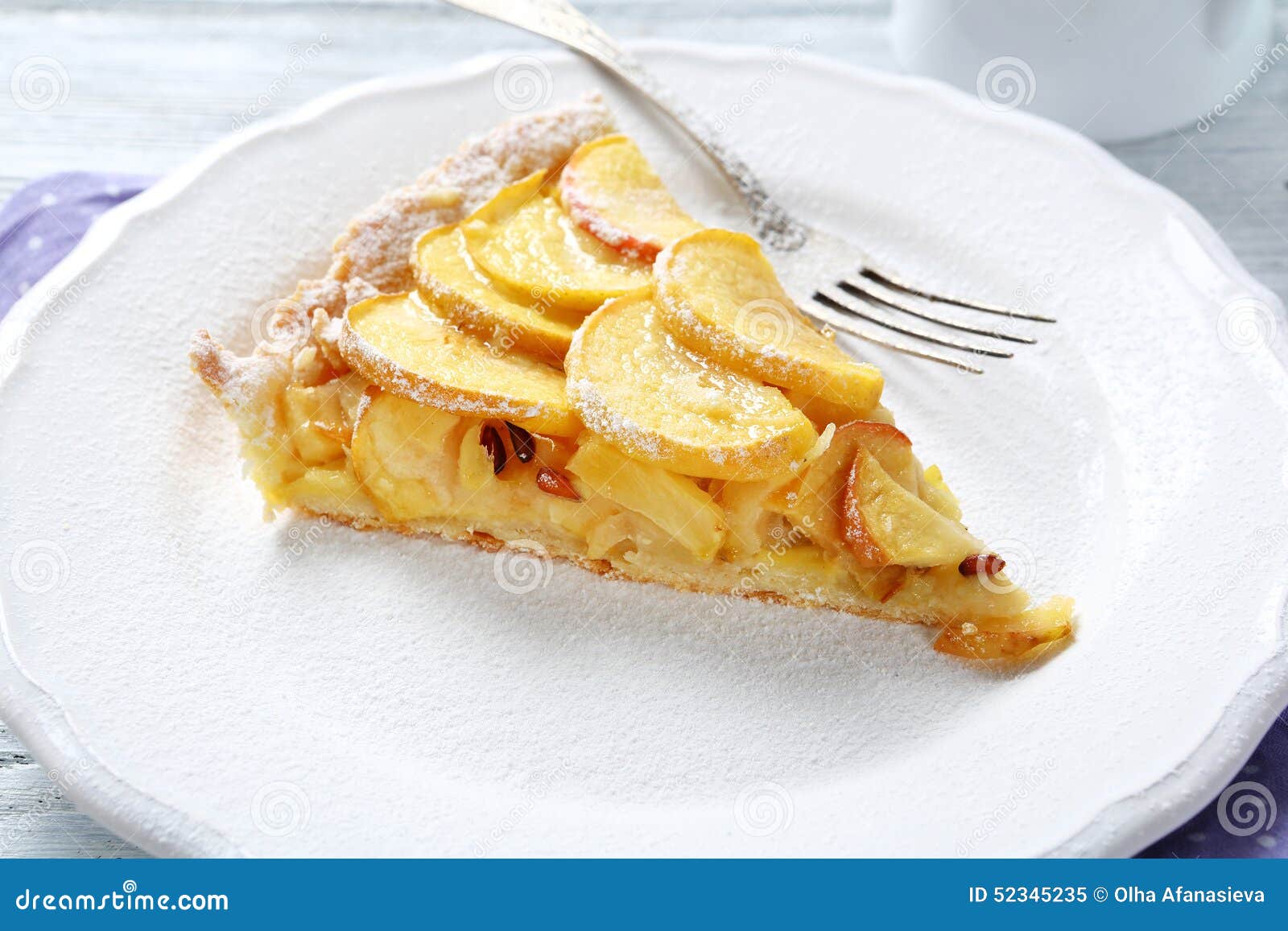 Fetta Di Torta Di Mele Sul Piatto Immagine Stock - Immagine di sfondo ...