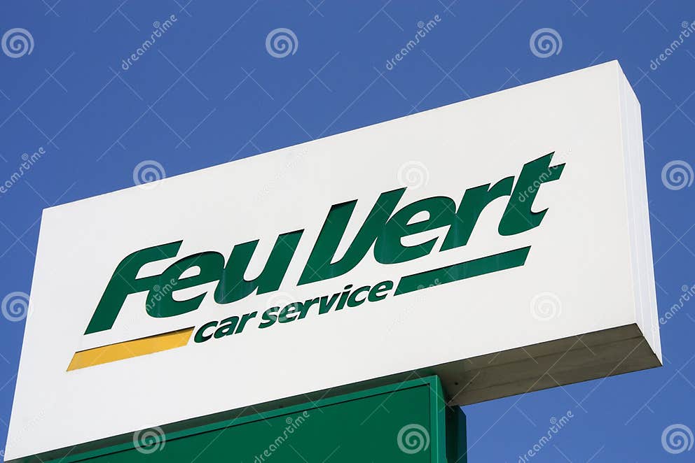 Feu Vert editorial photography. Image of company, france - 20901317