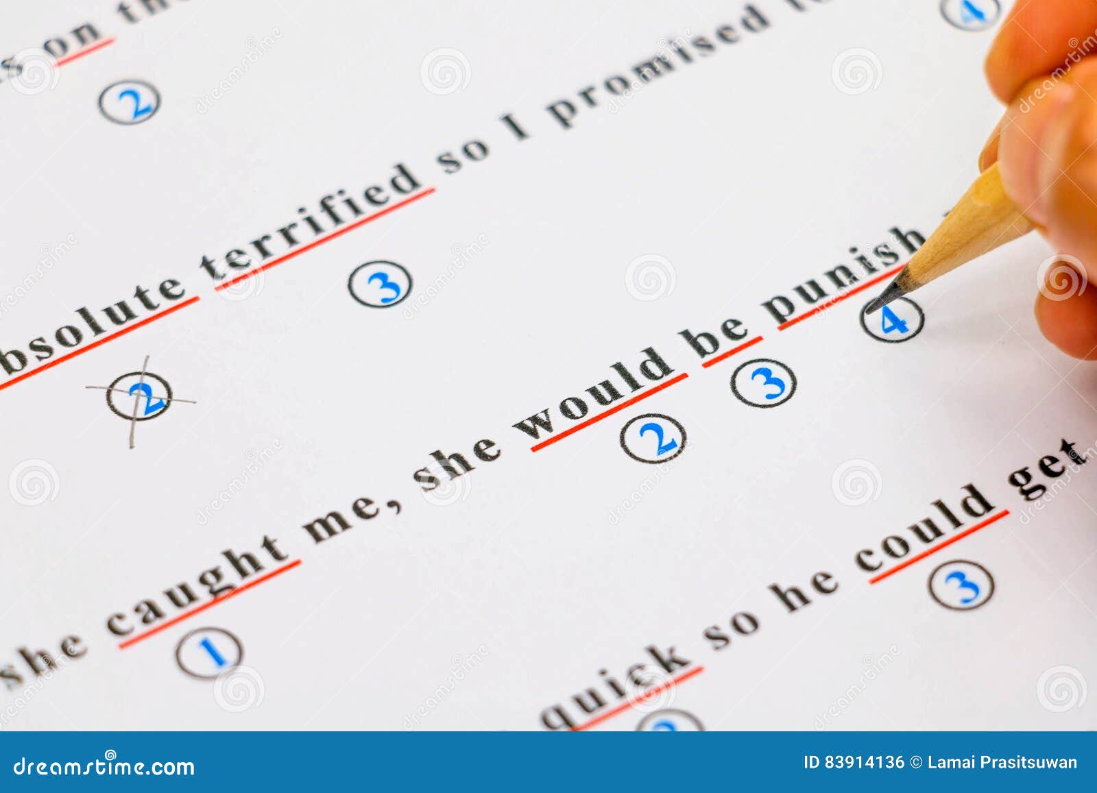 Feuille Anglaise D'examen De Choix Multiple Photo stock - Image du ...