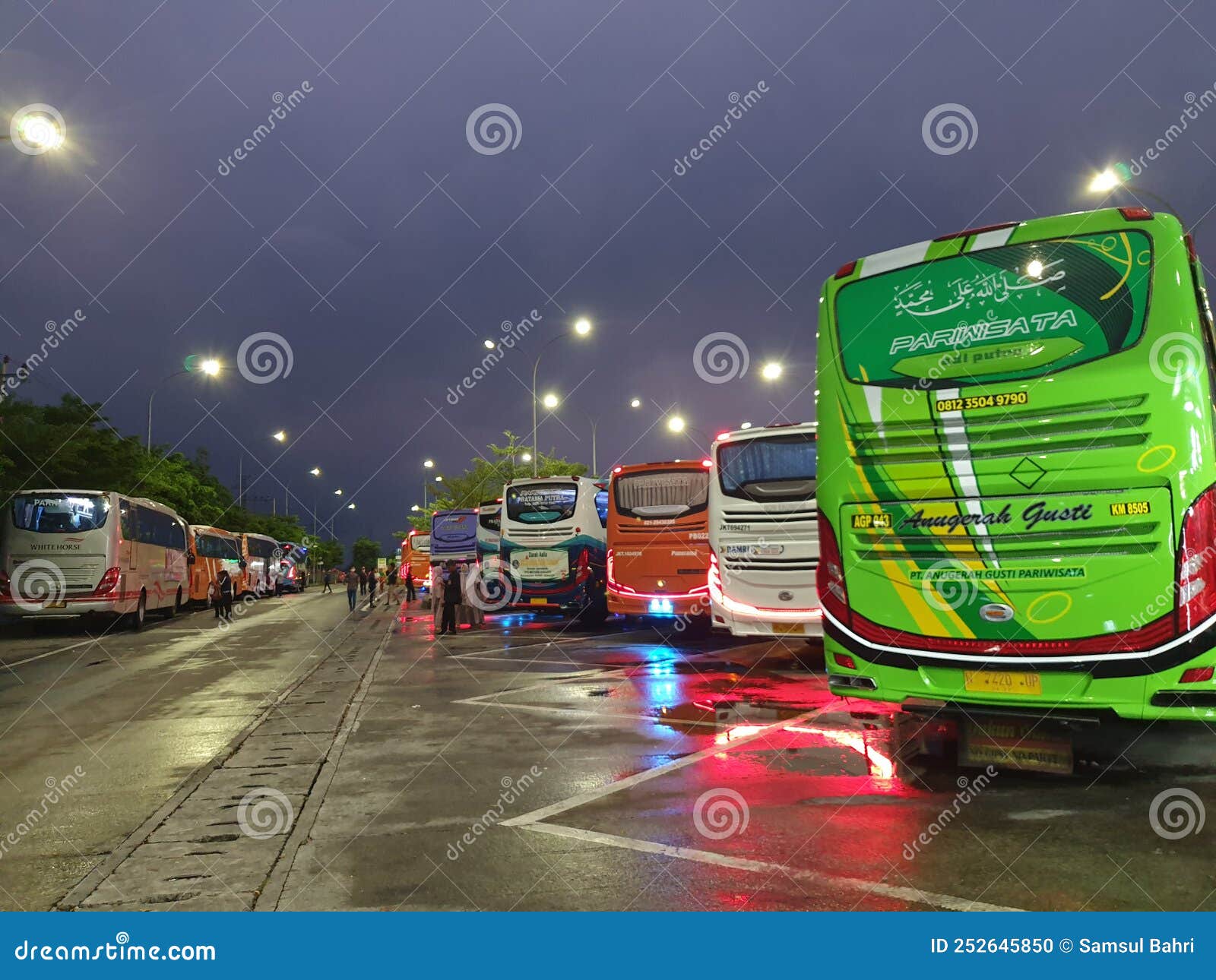 Few bus rest in rest area stock photo. Image of lane - 252645850