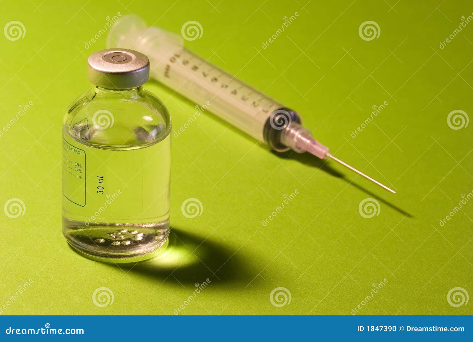 Fiala Delle Droghe Con La Siringa Fotografia Stock - Immagine di cura ...