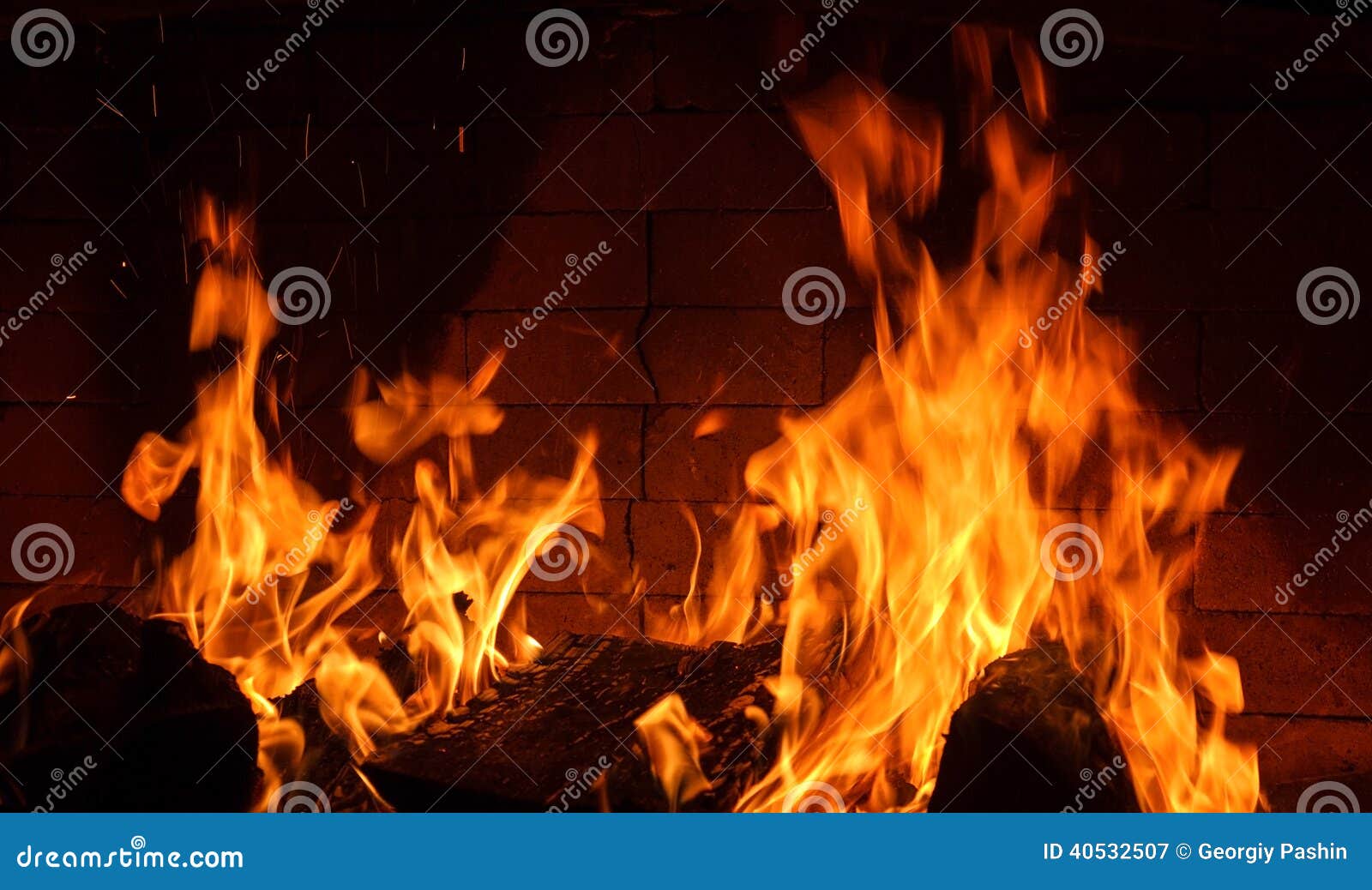 Fiamma immagine stock. Immagine di immagine, colore, incandescenza ...