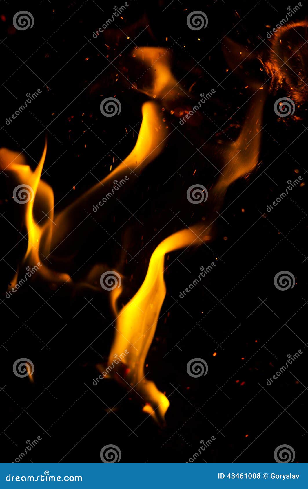 Fiamme arancioni del fuoco fotografia stock. Immagine di combustibile ...
