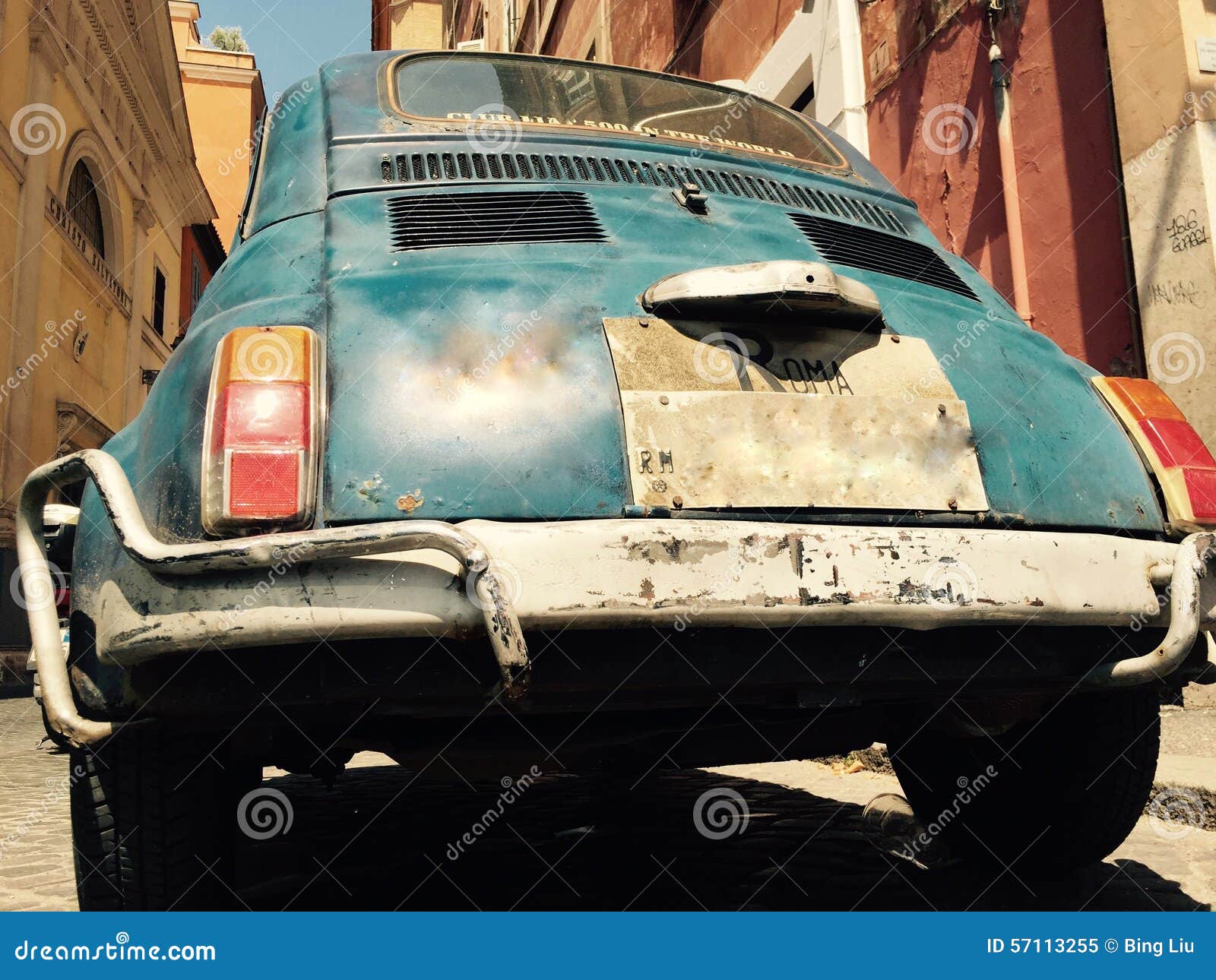 Fiat 500 in Rom Italien redaktionelles bild. Bild von transport - 57113255
