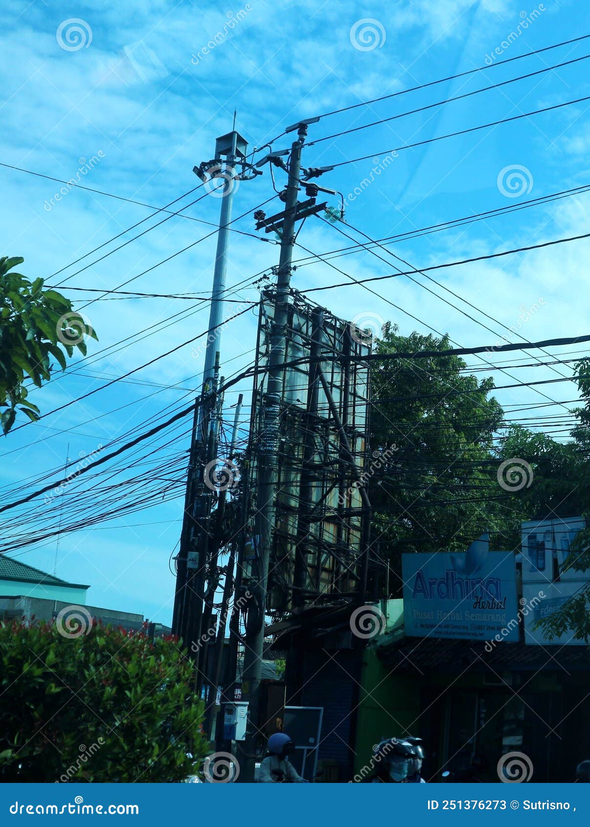 Fiber Optic Network Cable on the Pole. Aerial Fiber Optic Editorial ...