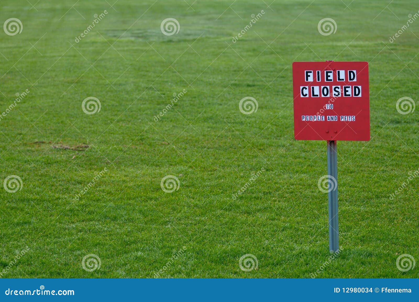 Field Closed Sign in a Grass Field Stock Photo - Image of meadow ...