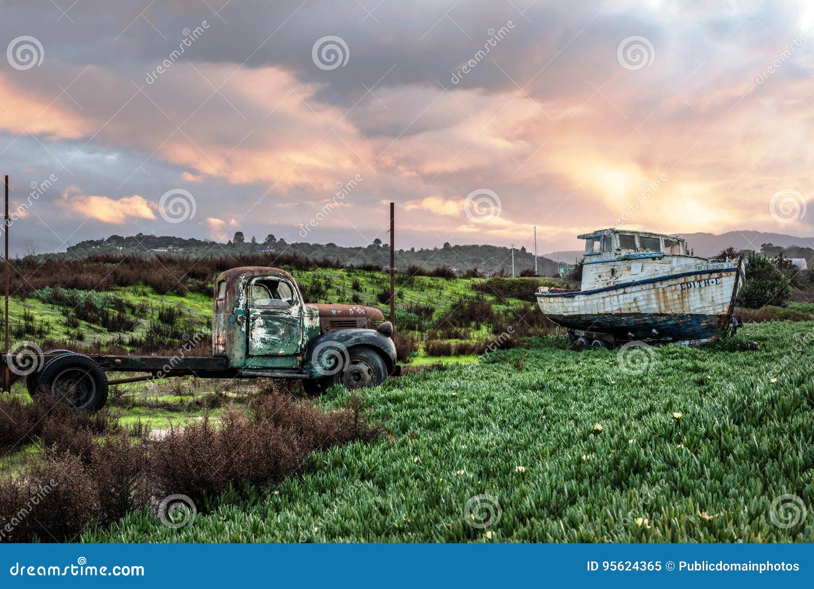 Field, Farm, Vehicle, Transport Picture. Image: 95624365