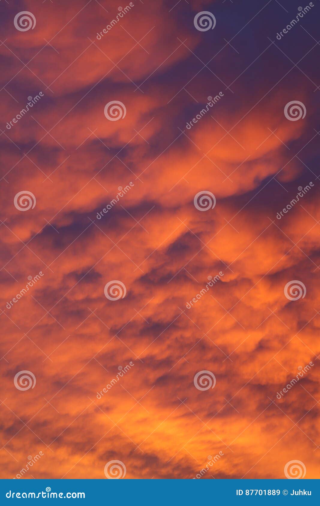 Fiery Vivid Sunset Sky Clouds Stock Image - Image of backdrop, sunlight ...