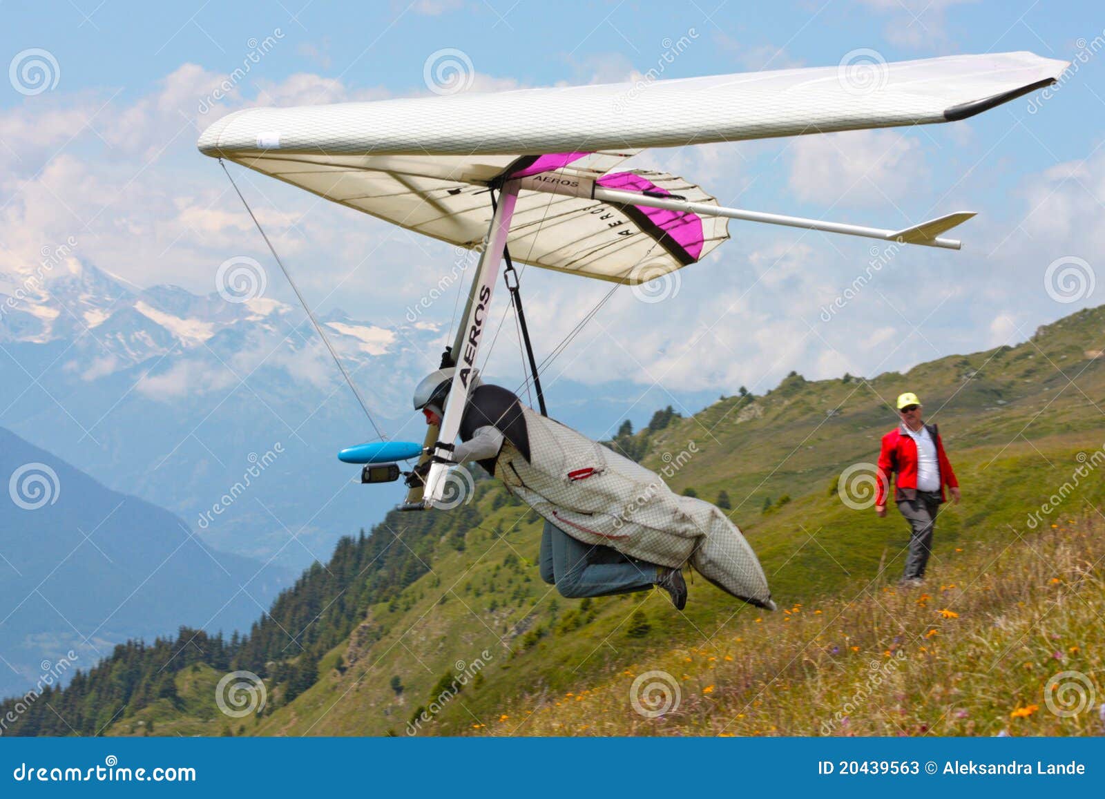 Fiesh Open-2011 Hang Gliding Competitions Editorial Stock Photo - Image ...