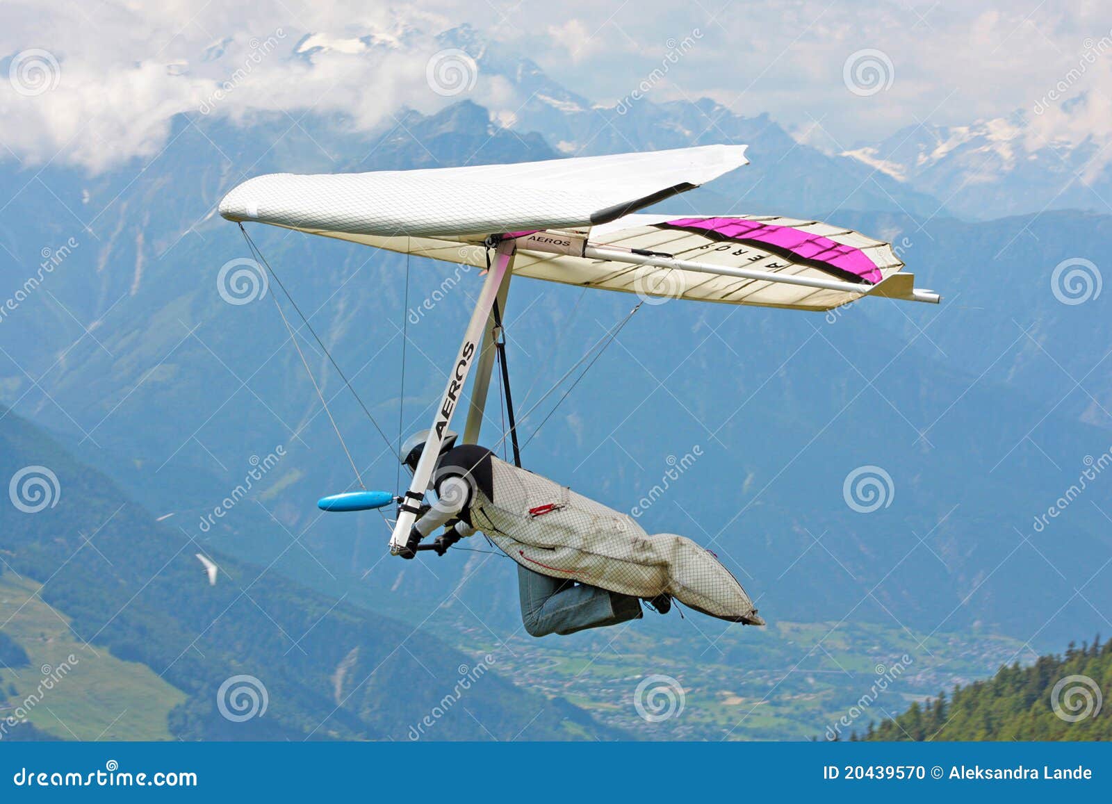 Fiesh Open-2011 Hang Gliding Competitions Editorial Image - Image of ...