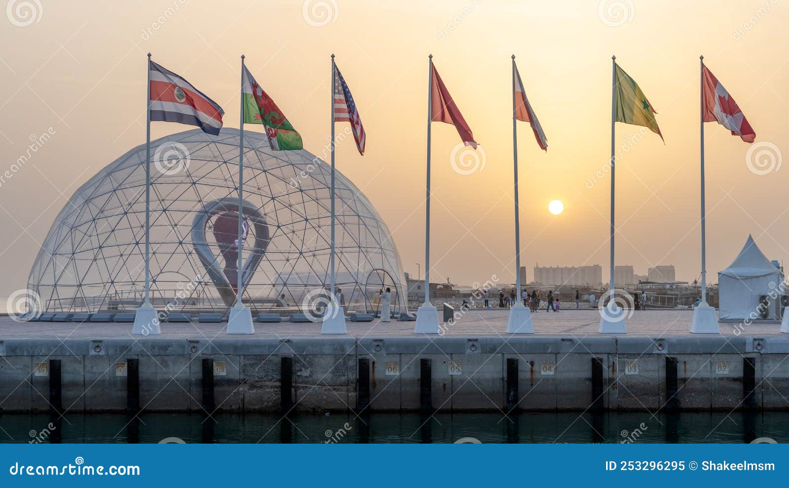 FIFA World Cup Qatar 2022 Official Countdown Clock at the Corniche ...