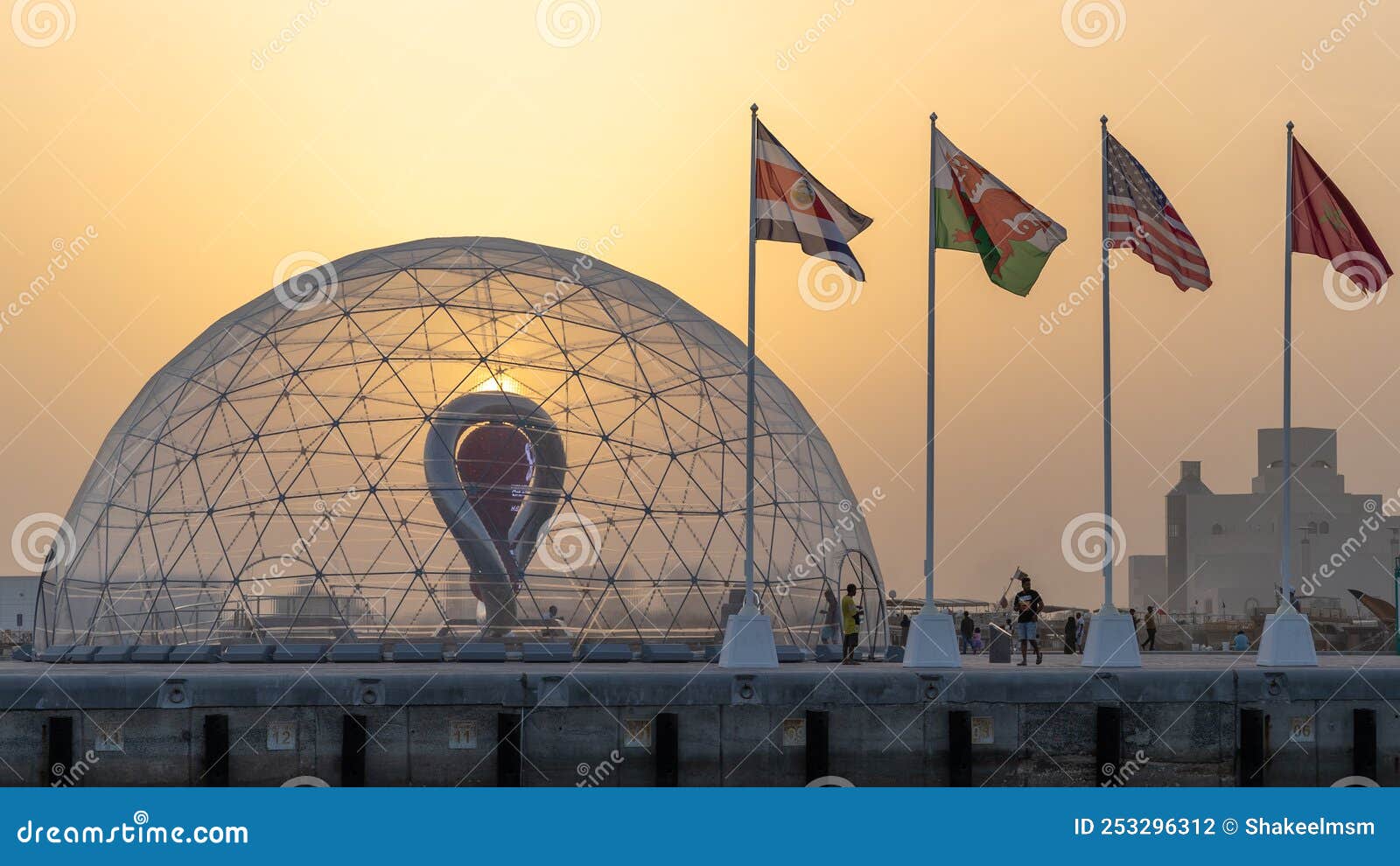 FIFA World Cup Qatar 2022 Official Countdown Clock at the Corniche ...