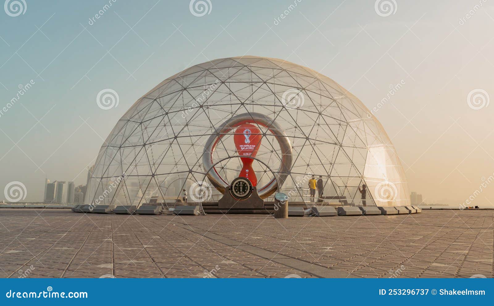 FIFA World Cup Qatar 2022 Official Countdown Clock at the Corniche ...