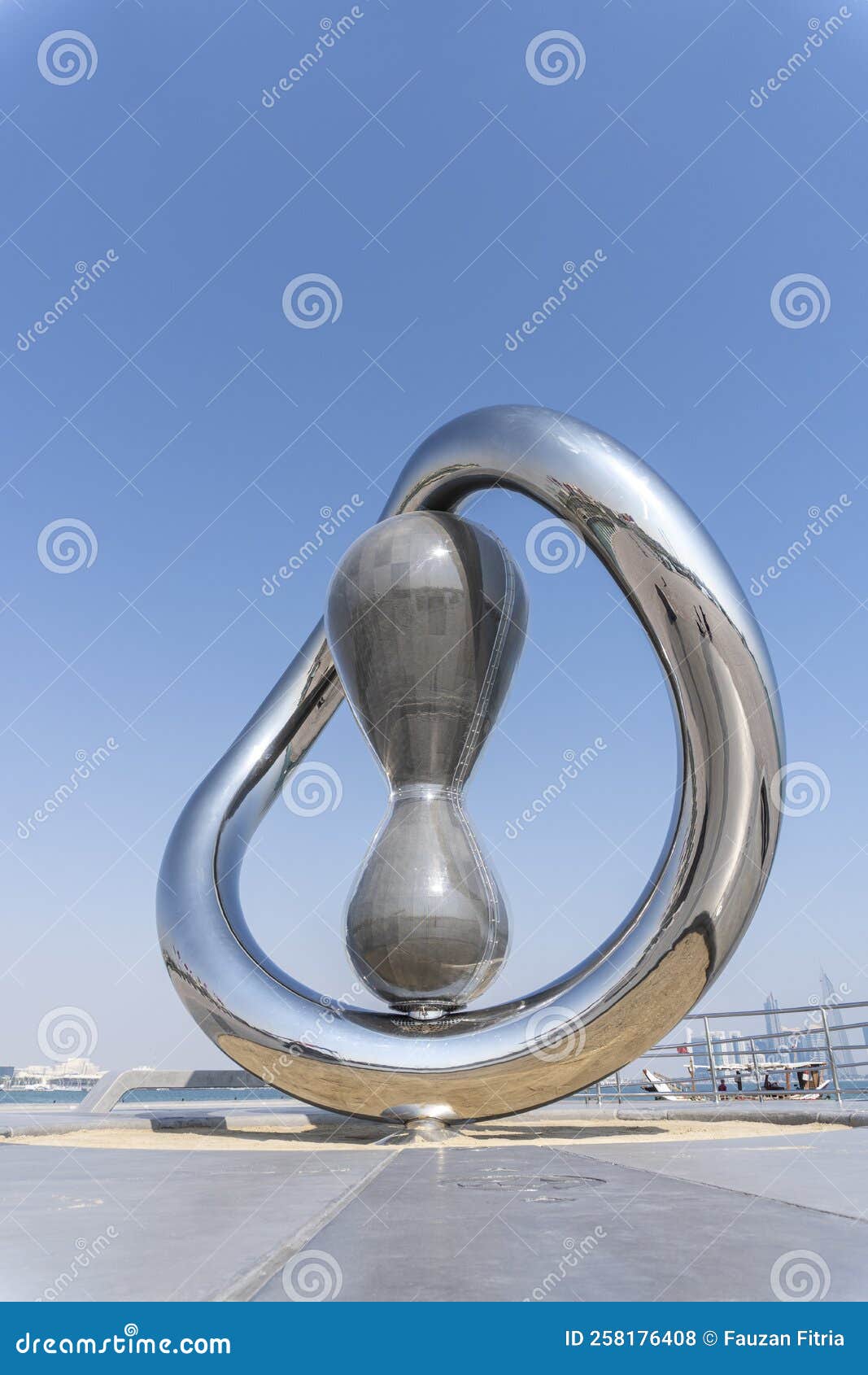 The FIFA World Cup Qatar 2022 Official Countdown Clock. Editorial Stock ...