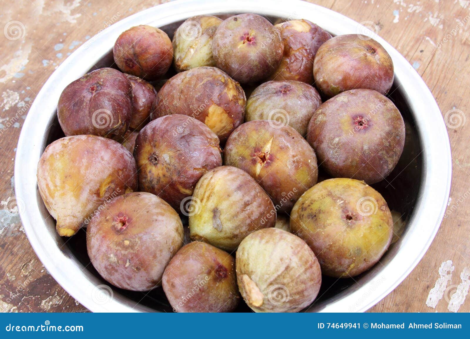 Fig stock image. Image of plate, dessert, healthy, ripe - 74649941