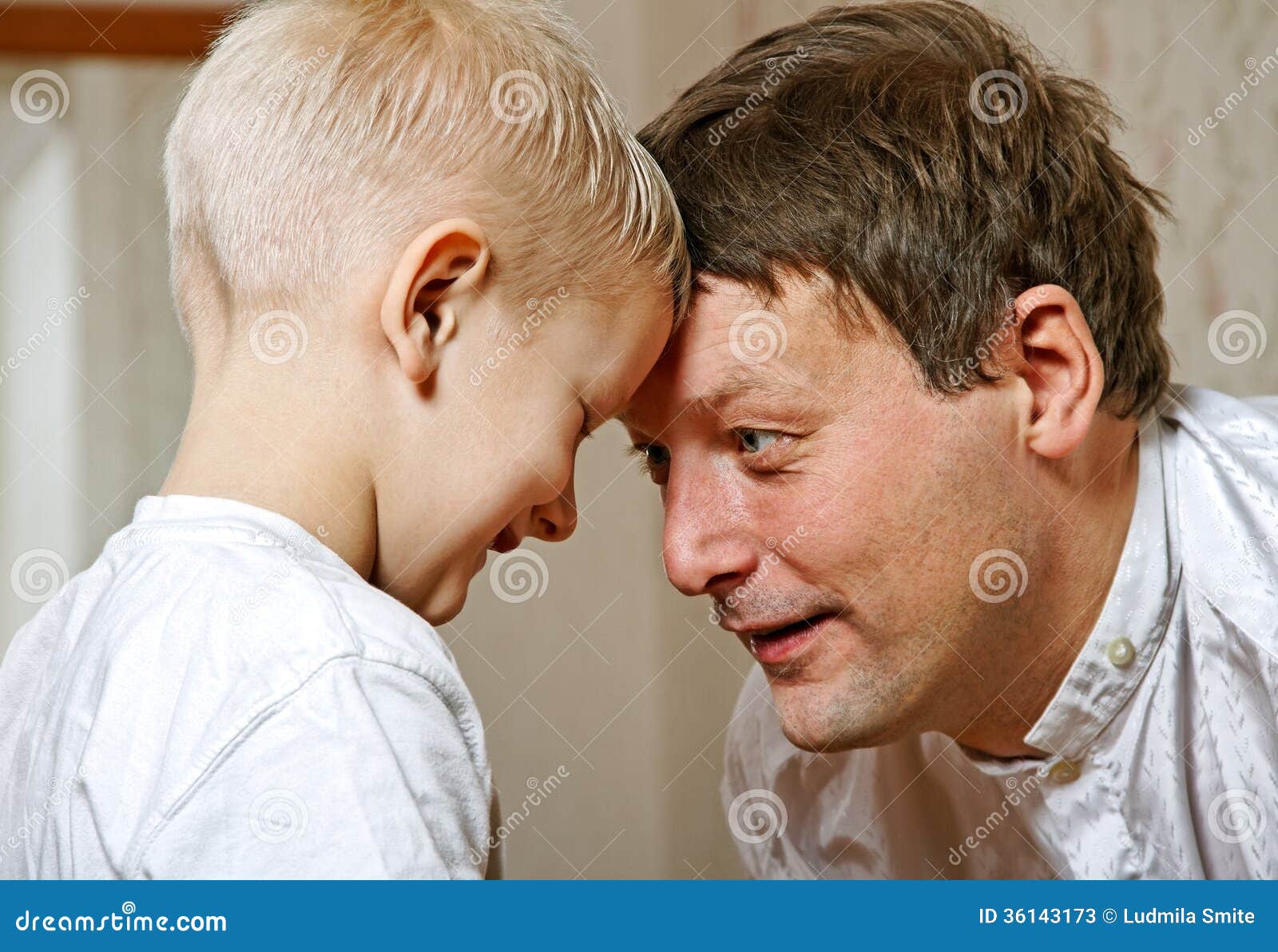 Fight son and father. stock image. Image of face, angry - 36143173