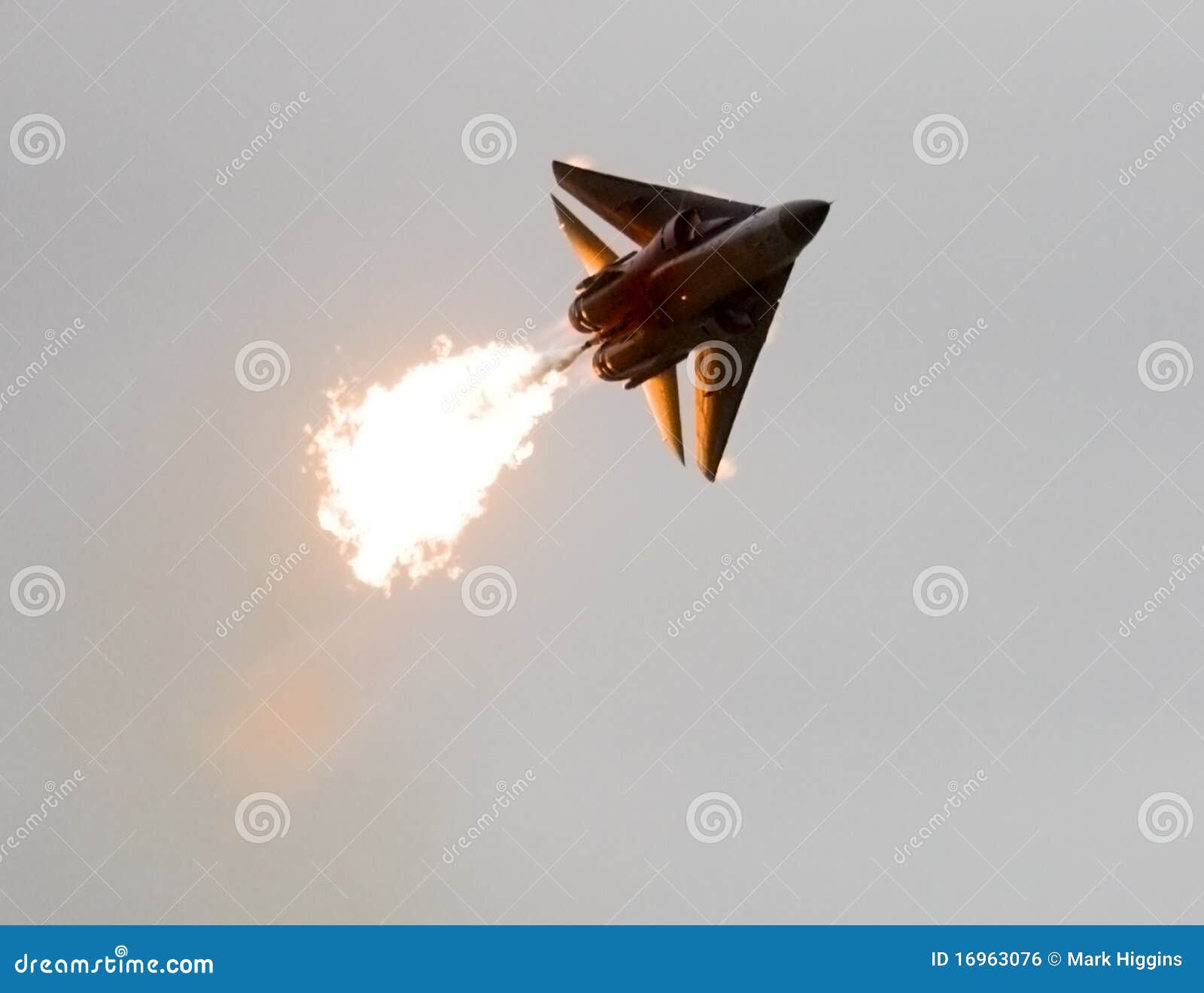 Fighter jet stock photo. Image of flight, fast, aviation - 16963076