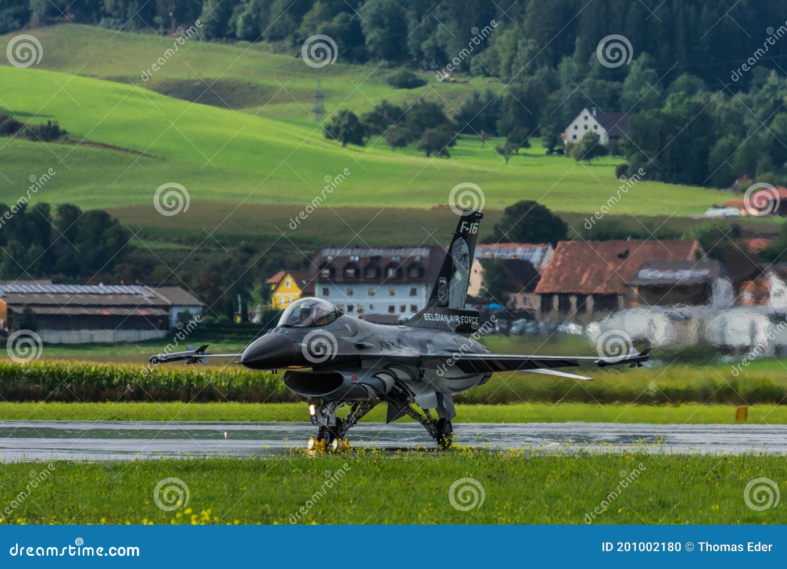 Air-Plane Fan View. Editorial Image | CartoonDealer.com #126667560