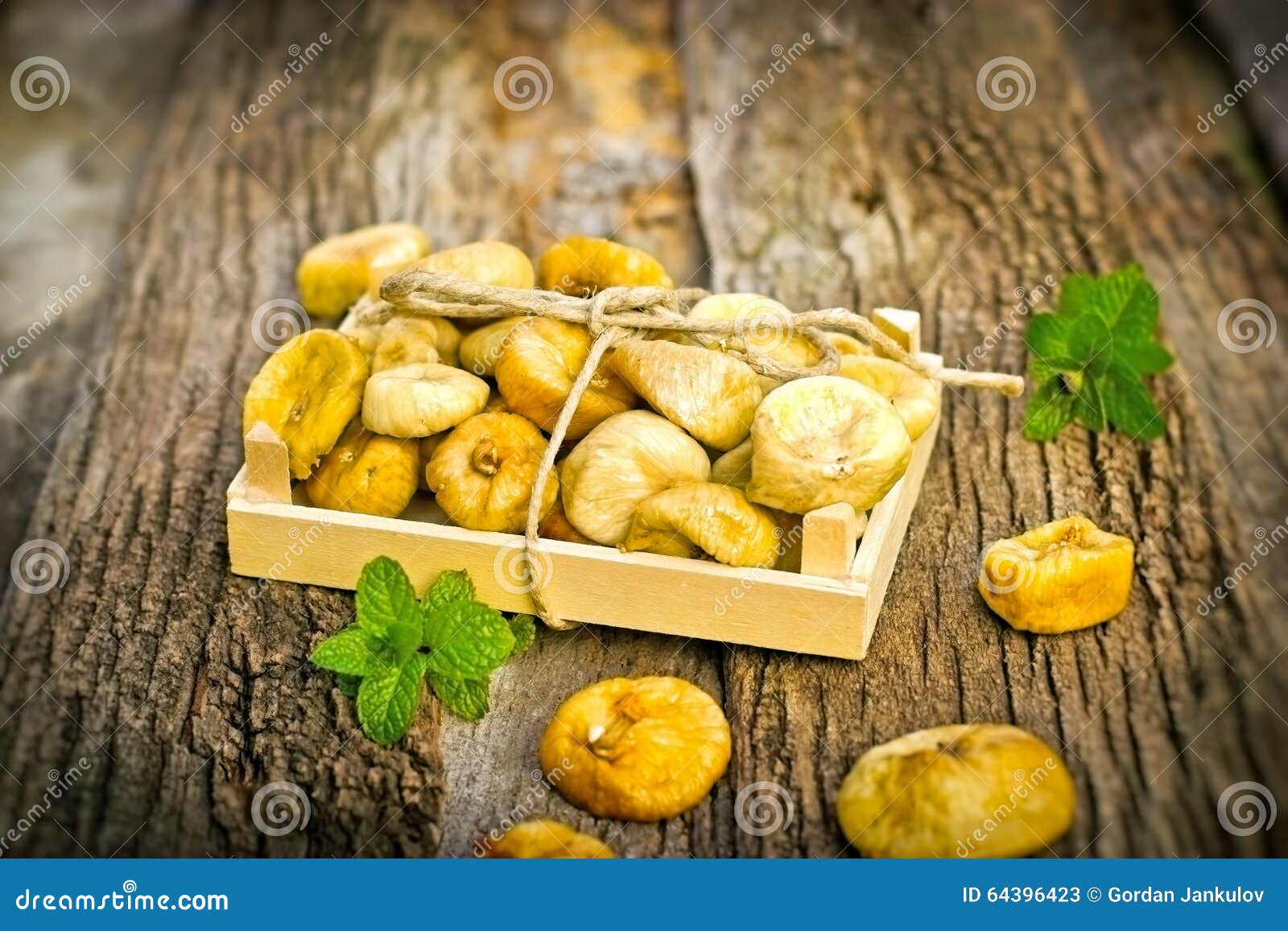 Figos Secados - Figos Secos Imagem de Stock - Imagem de ninguém, maduro ...