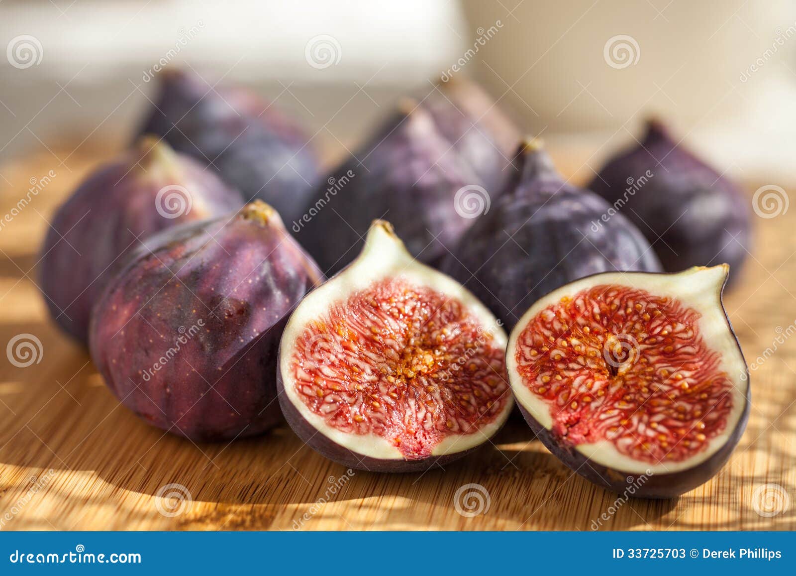 Figs Royalty-Free Stock Photography | CartoonDealer.com #151109147