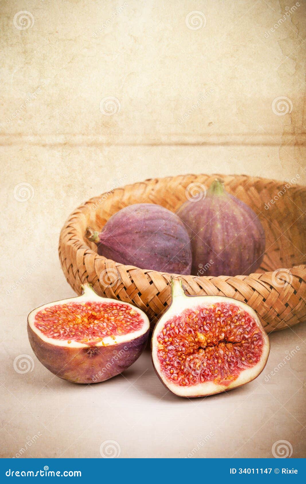 Figs still life stock image. Image of ripe, bowl, closeup - 34011147
