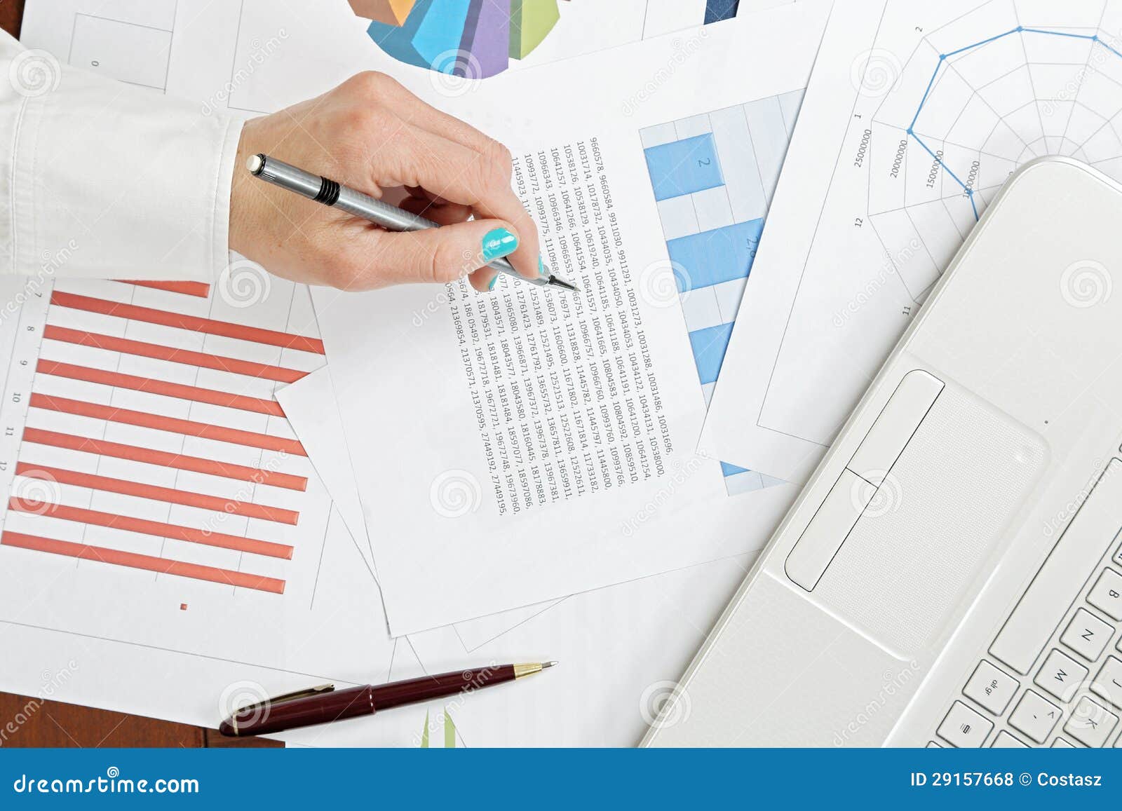 Figure analysis stock photo. Image of computer, office - 29157668