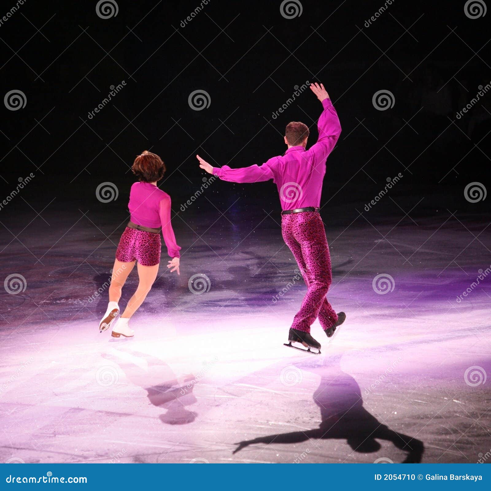 Figure skaters editorial image. Image of female, motion - 2054710